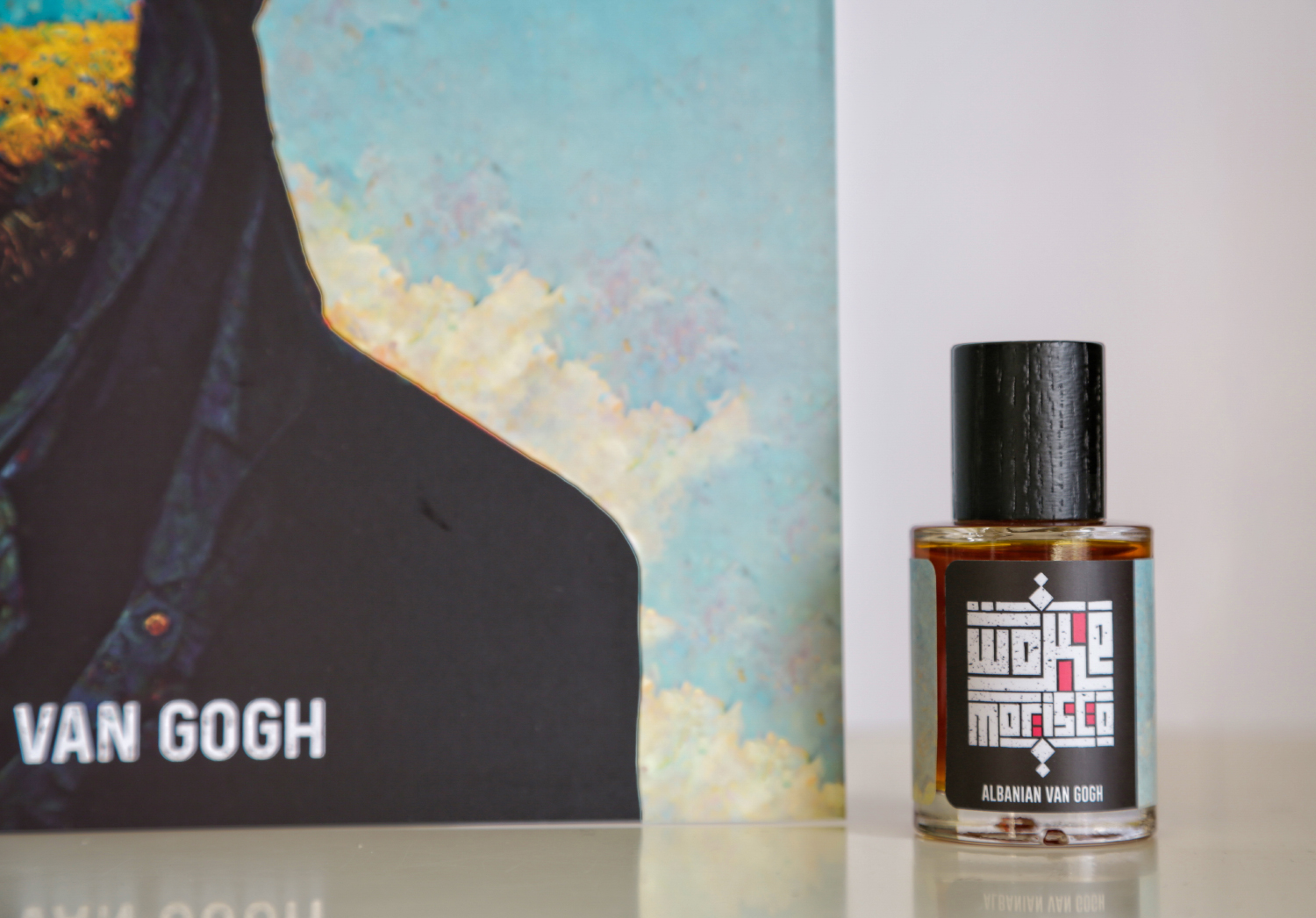 Albanian Van Gogh: Nha Trang - Ensar Oud